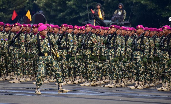MAYJEN TNI (MAR) ENDI SUPARDI RESMI JABAT DANKORMAR SAAT HUT KE 78 ...